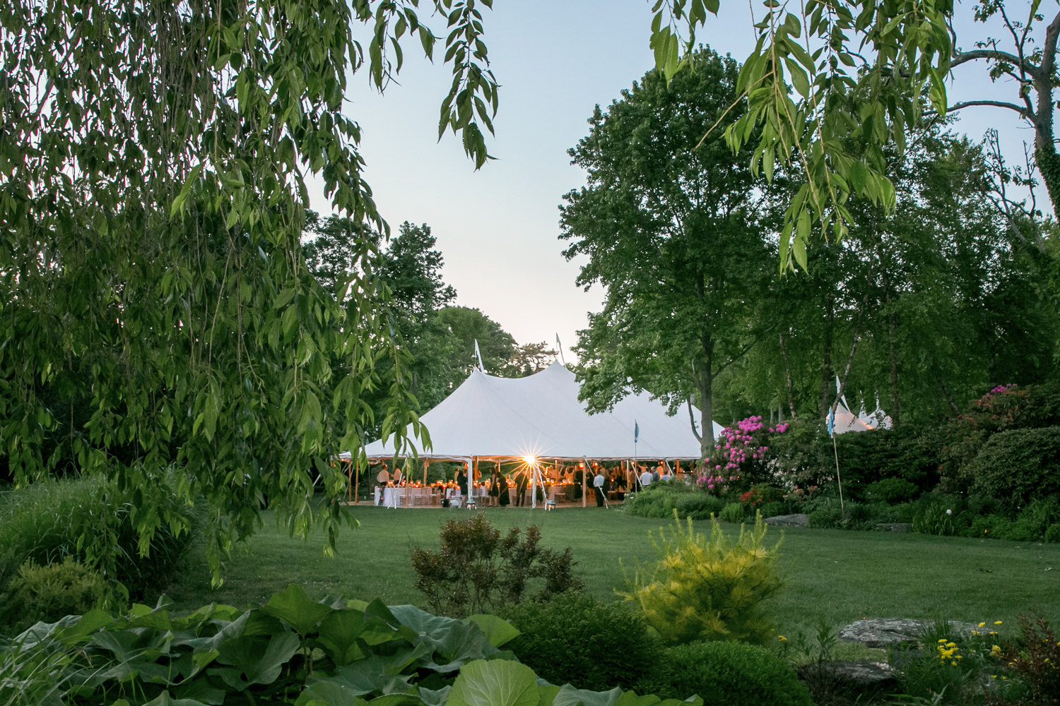 The Best NY & CT Tent Wedding Venues - Melani Lust
